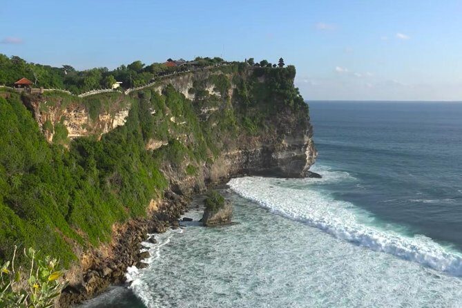 Full Day Southern Bali with Adventure Parasailing - Key Points