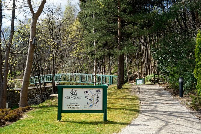 Full-Day SPEYSIDE WHISKY TRAILS From Inverness [Private] - Lunch and Leisure: Refueling Mid-Tour