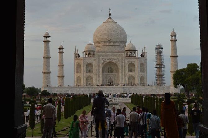 Full day Taj Mahal and Vrindavan - Who Should Consider This Tour?