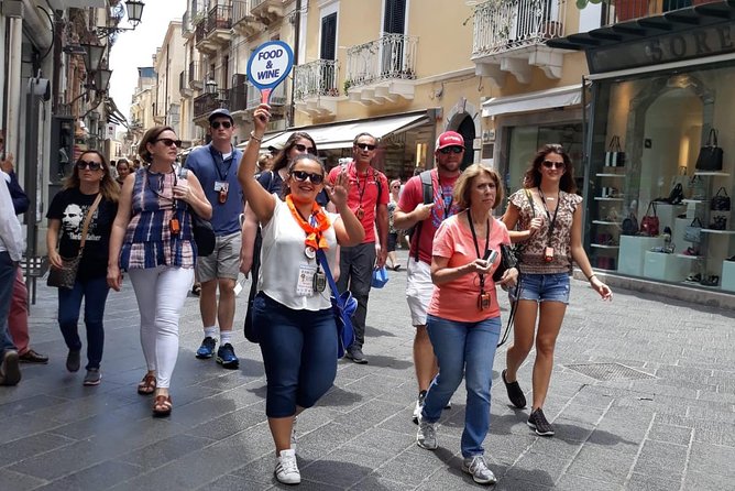 Full Day Taormina and Castelmola Tour With Messina Shore Excursion - Capturing the Beauty of Mt. Etna and Giardini-Naxos Bay