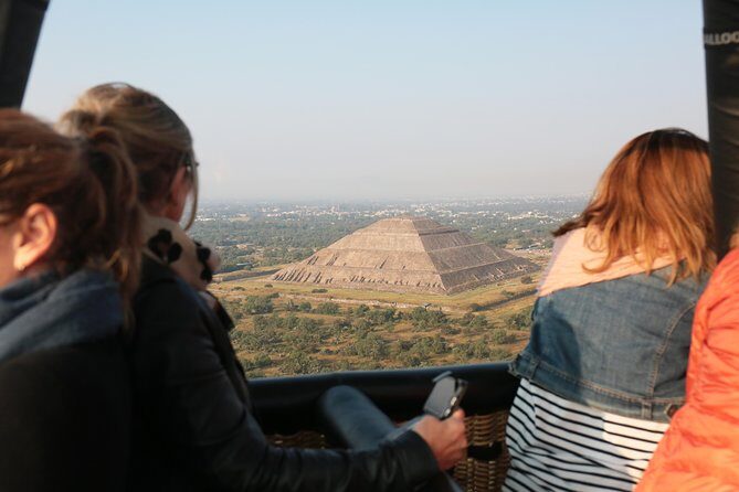 Full-Day Teotihuacan Hot Air Balloon Tour from Mexico City Including Transport - FAQ