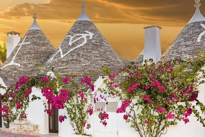 Full-day tour Alberobello & Locorotondo & Polignano a Mare & Bari - Exploring Locorotondo: A Picture-Perfect Village