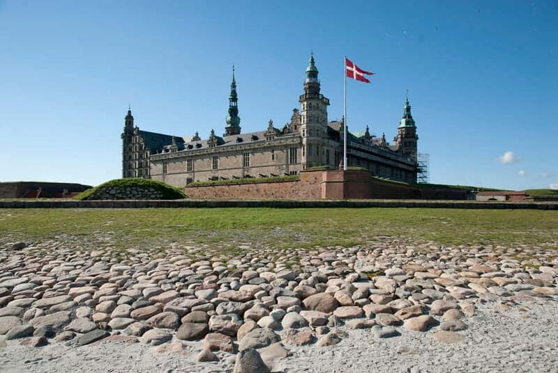 Full-Day Tour; Castle, Palace, Cathedral and Viking Ships - A Closer Look at the Itinerary and Highlights