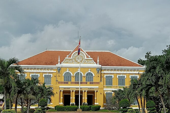 Full Day tour .City tour.Countryside.Bamboo Train.Secret Bat Cave - Practical Considerations