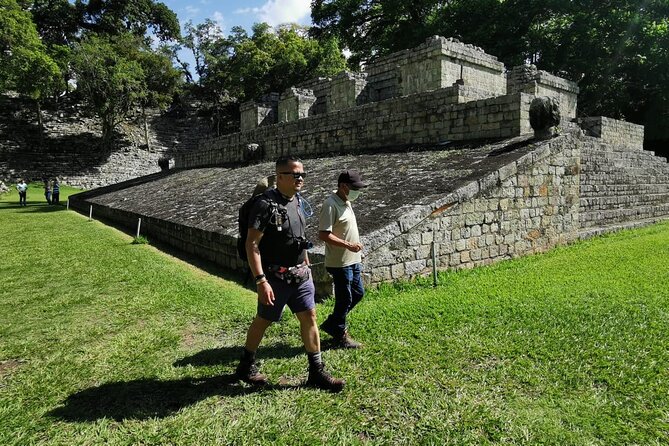 Full Day Tour : Copan Ruins an Amazing Mayan Site From San Salvador City - Transportation and Accessibility