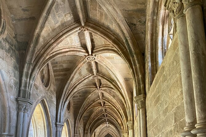 Full Day Tour in Évora from Lisbon - Megalithic Wonders at Cromeleque dos Almendres
