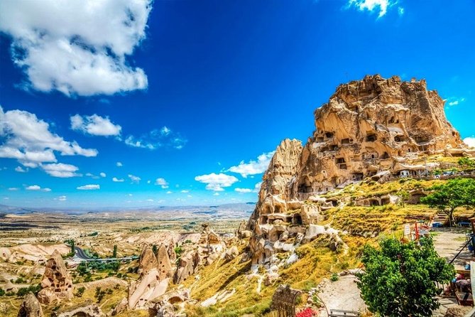Full-Day Tour of Cappadocia With Air From Istanbul - Dining and Local Cuisine