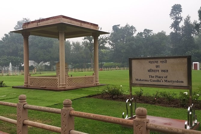 Full Day Tour of Delhi With Guide & Entrances - Pricing and Value