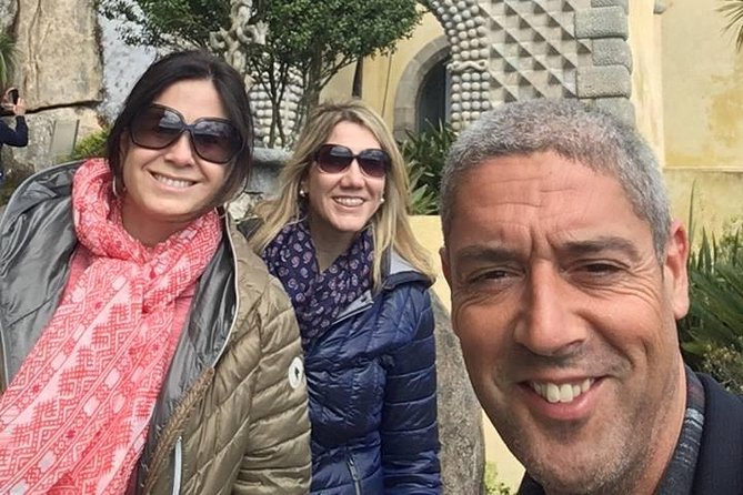 Full Day Tour Sintra, Pena Palace, Regaleira, Cabo Roca, Cascais - Language and Group Dynamics