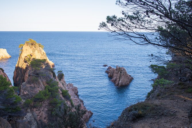 Full-Day Tour the Best of Costa Brava - Pals: A Slightly More Touristy but Equally Charming Town