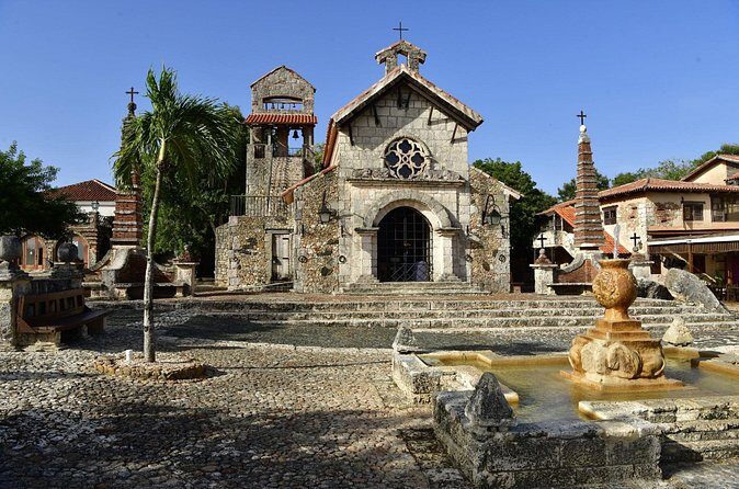 Full Day Tour to Catalina Island and Altos de Chavón - What Reviewers Say