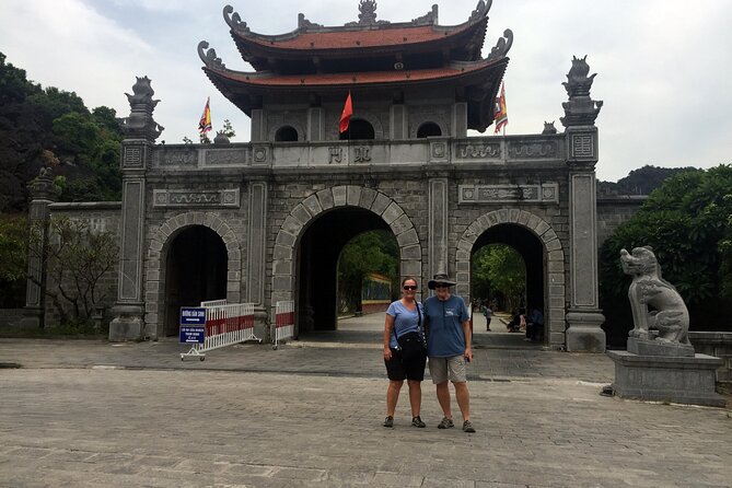 Full-Day Tour to Hoa Lu and Tam Coc from Hanoi with Lunch - FAQ