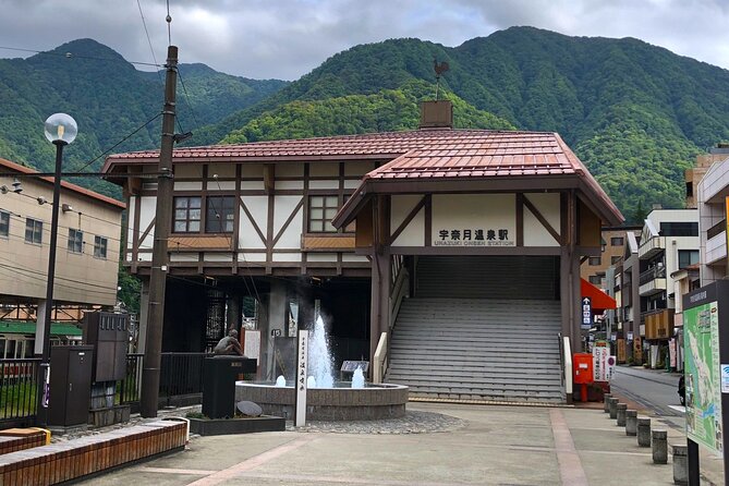 Full Day Tour to Kurobe Gorge and Unazuki Onsen From Kanazawa - Accessibility and Participation