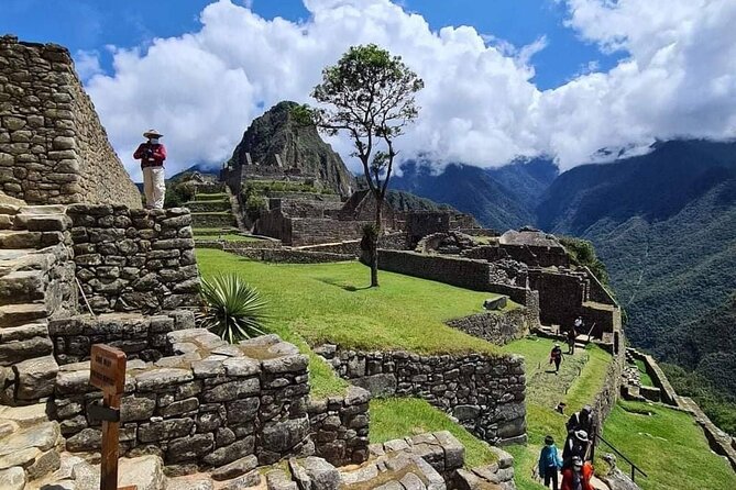 Full Day Tour to Machu Picchu From Cusco - Customer Service and Response
