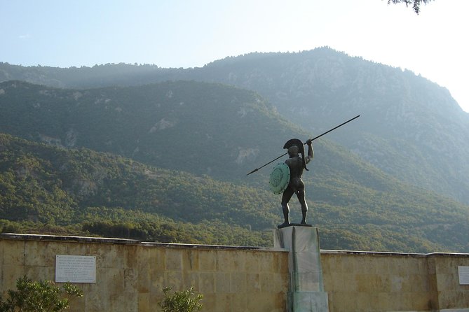 Full Day Tour to Meteora and Thermopylae Including Dinner - In Summary