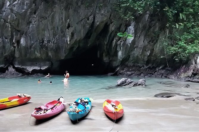 Full-Day Tour to Morakot Cave from Krabi with Lunch (SHA Plus) - What the Reviews Say