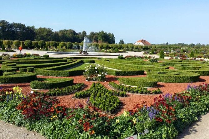 Full-Day Tour to the Hill of Crosses and Rundale Palace in Latvia from Vilnius - The Itinerary in Detail