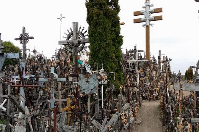 Full-Day Tour to the Hill of Crosses and Rundale Palace in Latvia from Vilnius - Why This Tour Offers Great Value