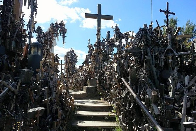 Full-Day Tour to the Hill of Crosses and Rundale Palace in Latvia from Vilnius - Who Should Consider This Tour?