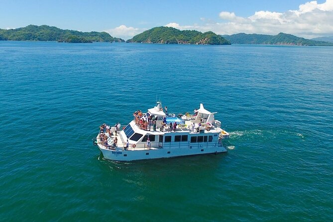 Full Day Tour to Tortuga Island From San José - Swimming and Snorkeling Opportunities