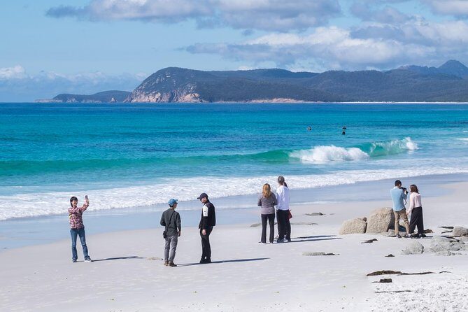 Full-Day Tour to Wineglass Bay from Hobart - An Honest Look at the Full-Day Wineglass Bay Tour from Hobart