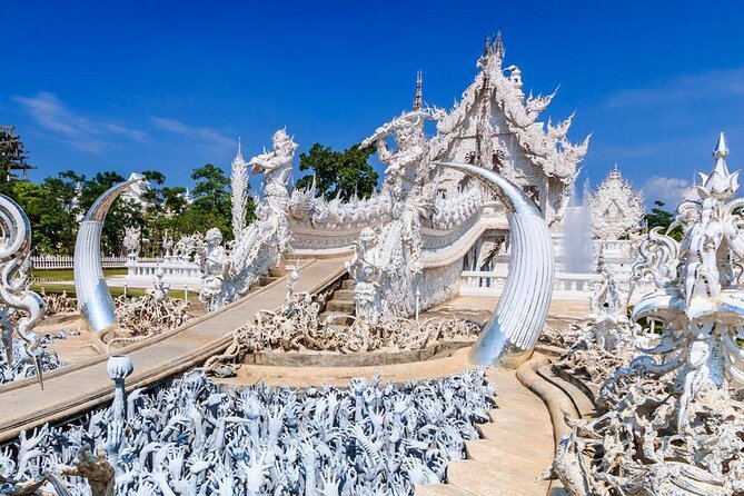 Full Day Tour White Temple Black House and Blue Temple with Lunch - Frequently Asked Questions