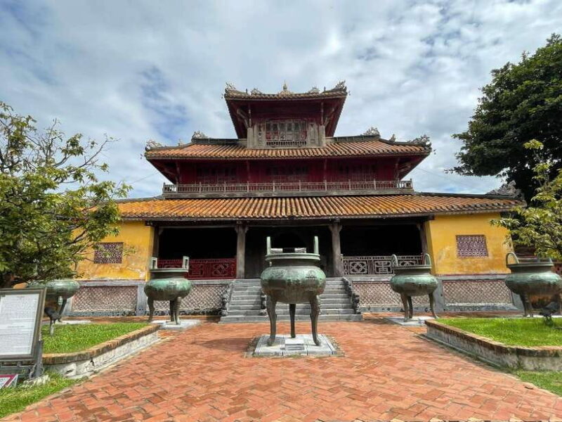 Full Day Trip Bana Hills and Golden Hand Bridge With Buffet - Who Will Enjoy This Tour?