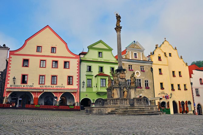 Full-Day Trip to ČEský Krumlov From Prague - Exploring the Historic District