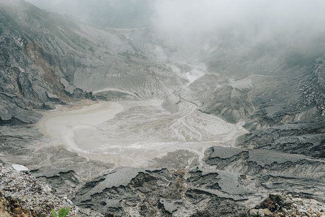 Full-Day Trip to North Bandung - Exploring Tangkuban Perahu: Indonesia’s Upside-Down Volcano