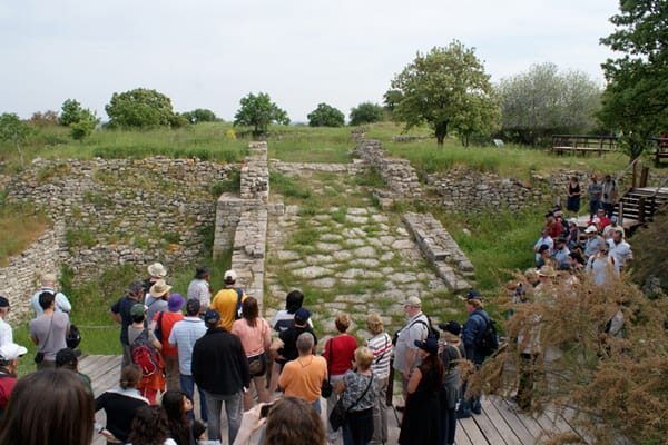 Full-Day Troy Tour From Istanbul - Authentic Experiences and Authenticity