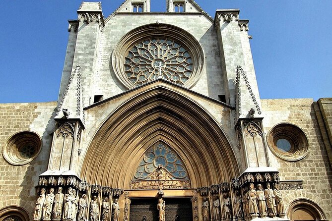 Full Day Visiting Tarragona and Sitges from Barcelona - Transportation and Practicalities