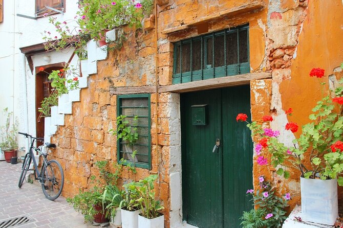 Full-Day West Crete Tour: Chania & Rethymnon Old Town and Kournas Lake - Considerations for Participants