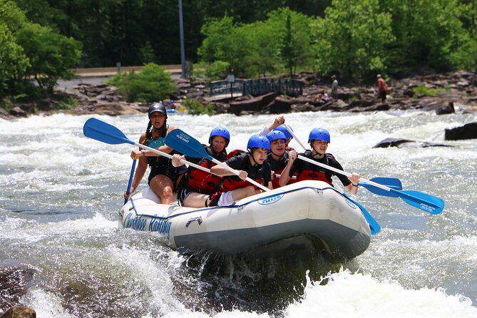 Full River Rafting Adventure on the Ocoee River / Catered Lunch - The Rafting Experience: Class III and IV Rapids