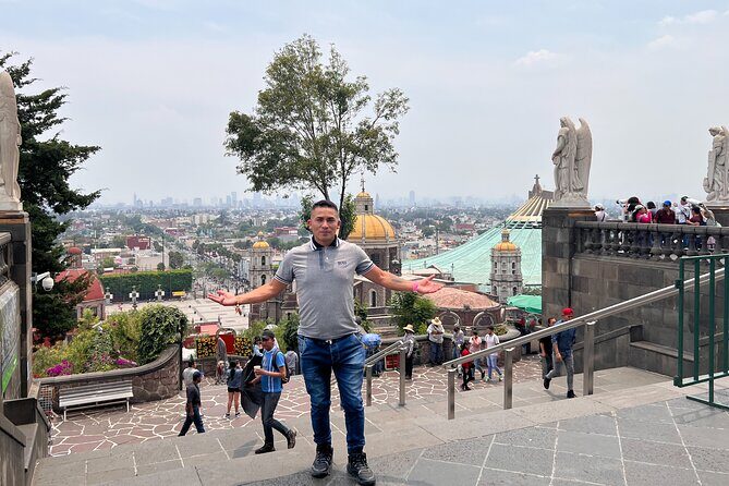 Full Visit of the Virgin of Guadalupe's village in private tour - Guided Experience: Personal and Informative