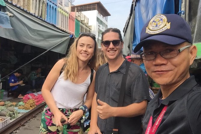 Fullday Private Tour Guide Service with Thai LUNCH in & around Bangkok(8 Hours) - FAQ