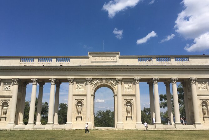 Fullday Private Tour in Lednice & Valtice With Wine Tasting - Discovering the Valtice Château