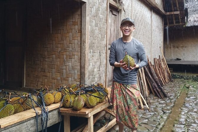 Fullday The Native of Baduy village with lunch & souvenir - Authentic Connection and the Guides’ Role