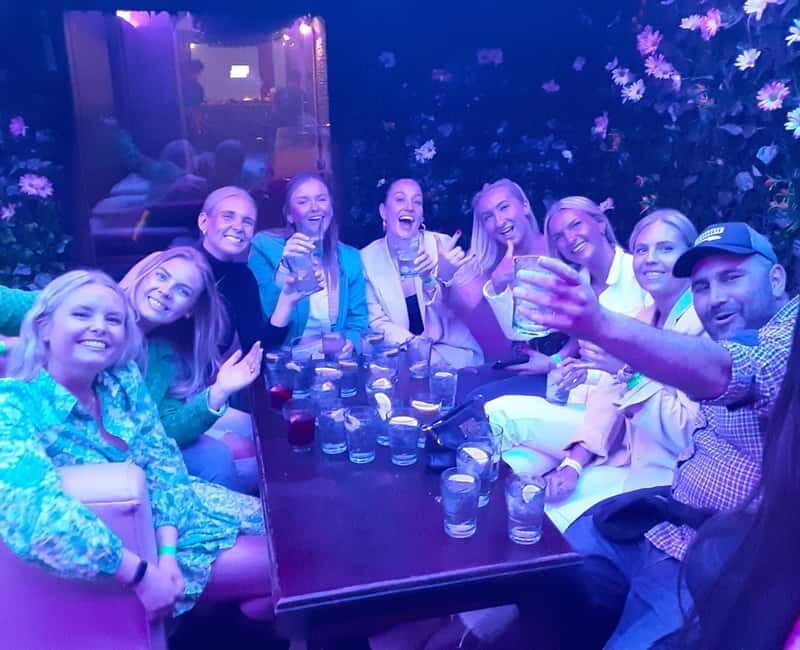 Fun explorers pub Crawl with 1 hour open bar and 3 VIP clubs - The Sum Up
