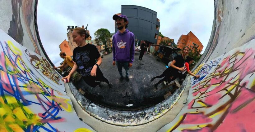 Fun Graffiti Workshop: The Art of Aerosol and Color - The Setting and Why It Matters