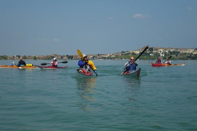 Fun Kayaking In Lake Trasimeno with lunch - Umbria - What’s Included and What to Consider
