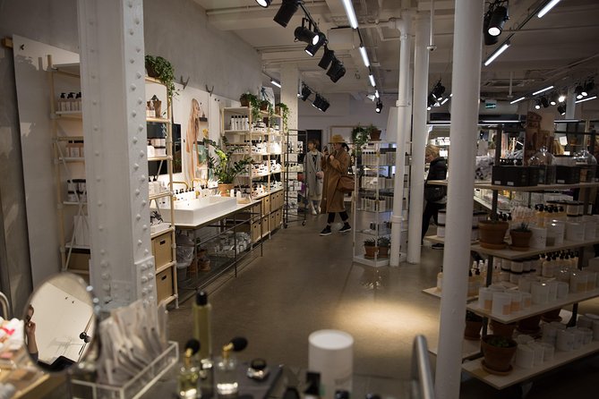 Fun London Shopping Tour - Private and Personalised - Key Points