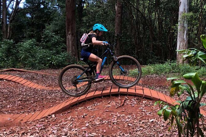Fun Mountain Bike riding on trails in Maui Hawaii! - Key Points