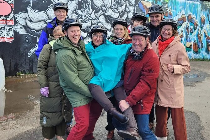 Fun Public Bike Tour in Glasgow - Traveler Experiences