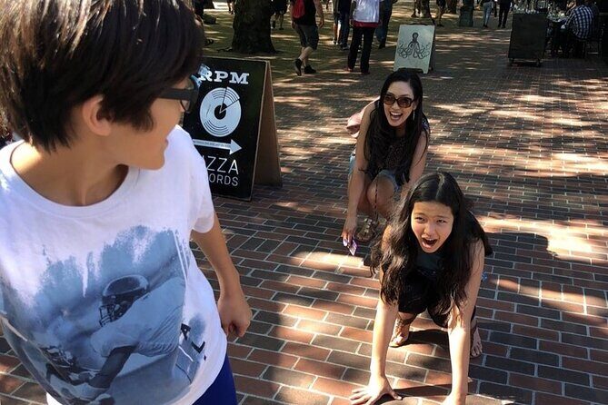 Fun Scavenger Hunt in Norwalk by Zombie Scavengers - Key Points