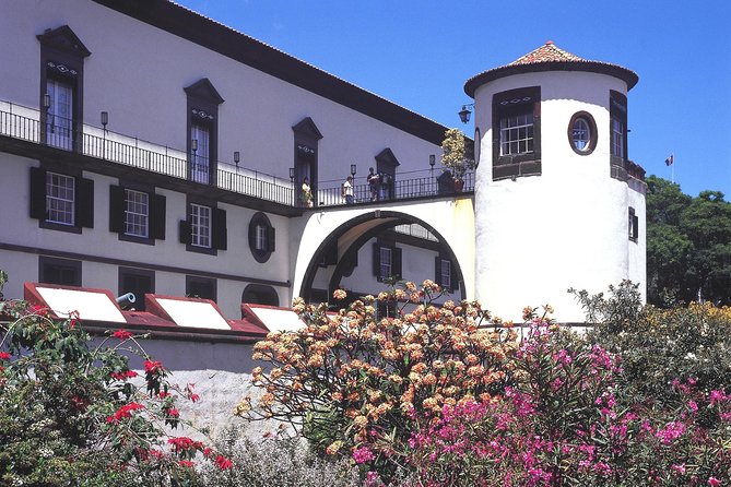 Funchal Hop-On Hop-Off Tour 3 in 1 - Operating Hours and Meeting Points