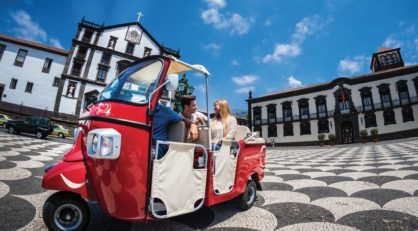Funchal Old Town 1-Hour Tour by Tuk Tuk - Key Points