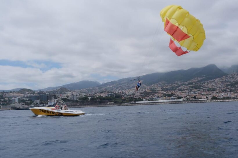 Funchal: Parasailing Tour on the Coast of Madeira Island - The Views and the Atmosphere