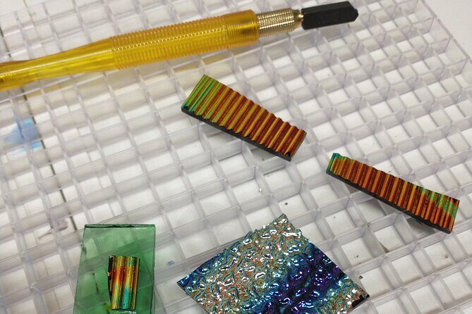 Fused Glass Necklace Class in Estes Park - The Experience Atmosphere