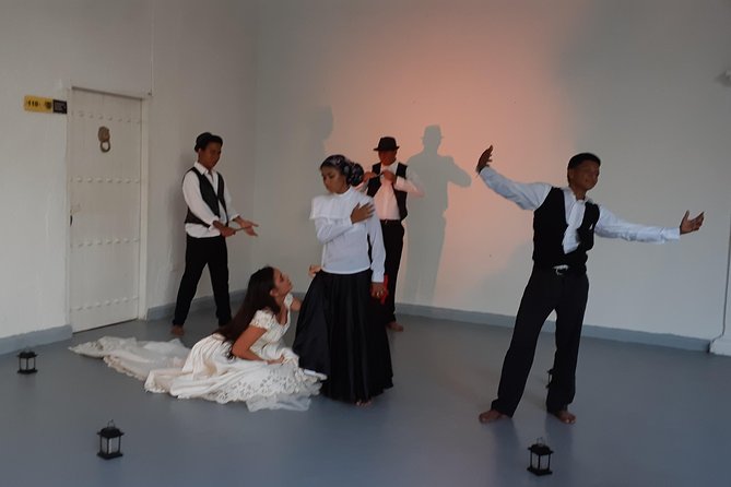 Gabriel García Márquez Literature Tour in Cartagena De Indias and Snacks. - Discovering Cartagenas Connections to Márquez