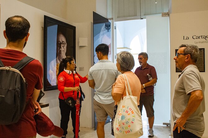 Gabriel Garcia Marquez Shared Tour: the Magical Cartagena - Exploring Gabriel Garcia Marquezs Literary Roots